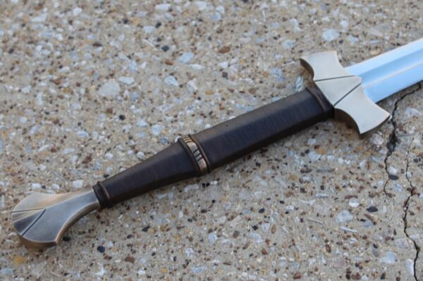 SL 2020B Leaf Blade. $1,950.00 – Lockwood Swords